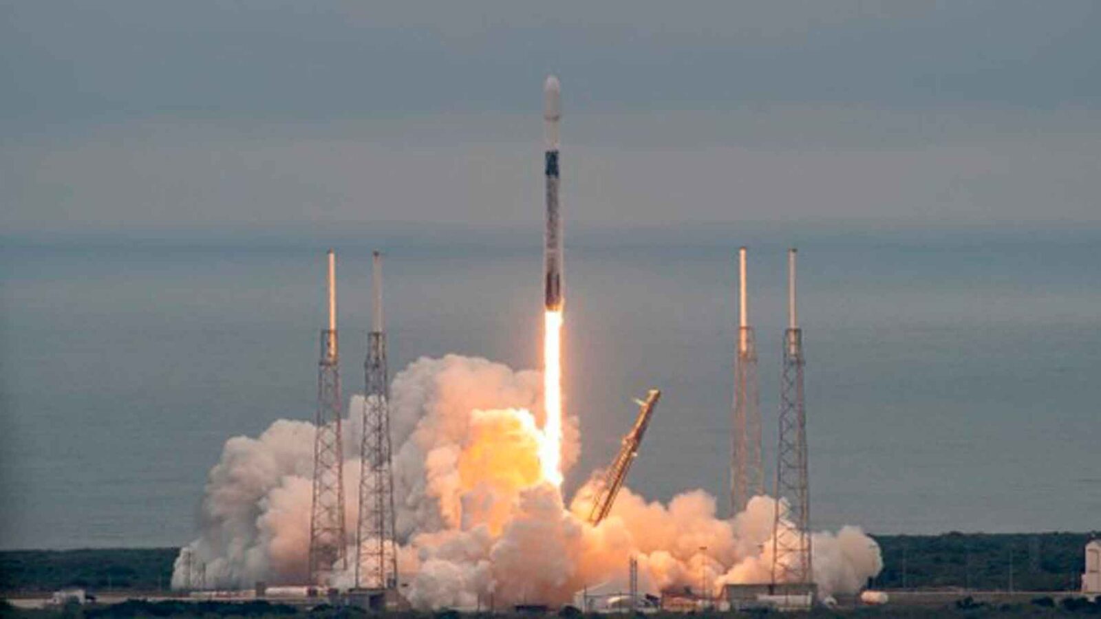 ENMAP Satellite Launched with our Heat Pipes | ARQUIMEA