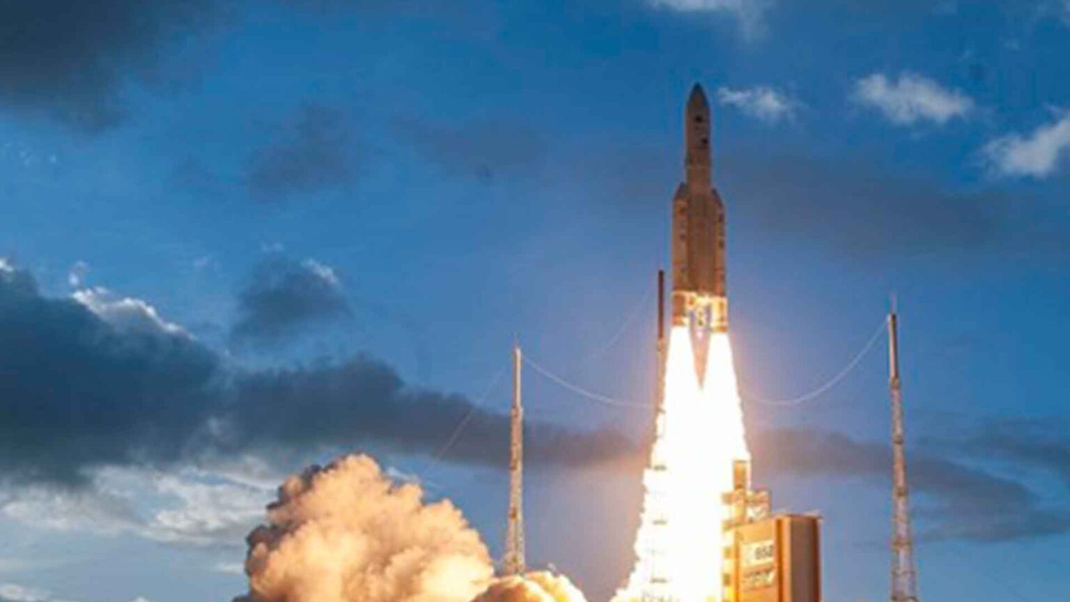 Star One D2 and Quantum, with our products | ARQUIMEA